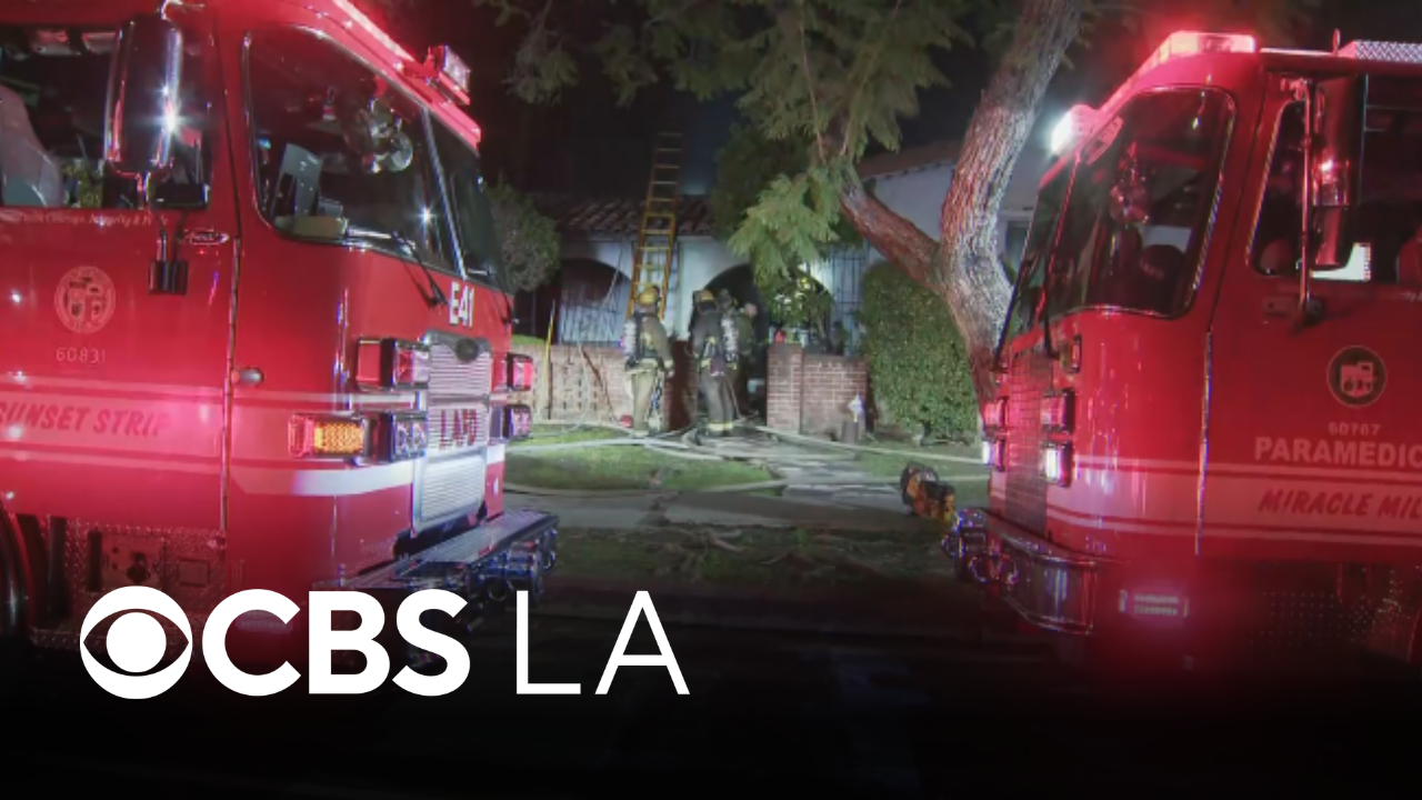 1 dead after house fire in Beverly Grove