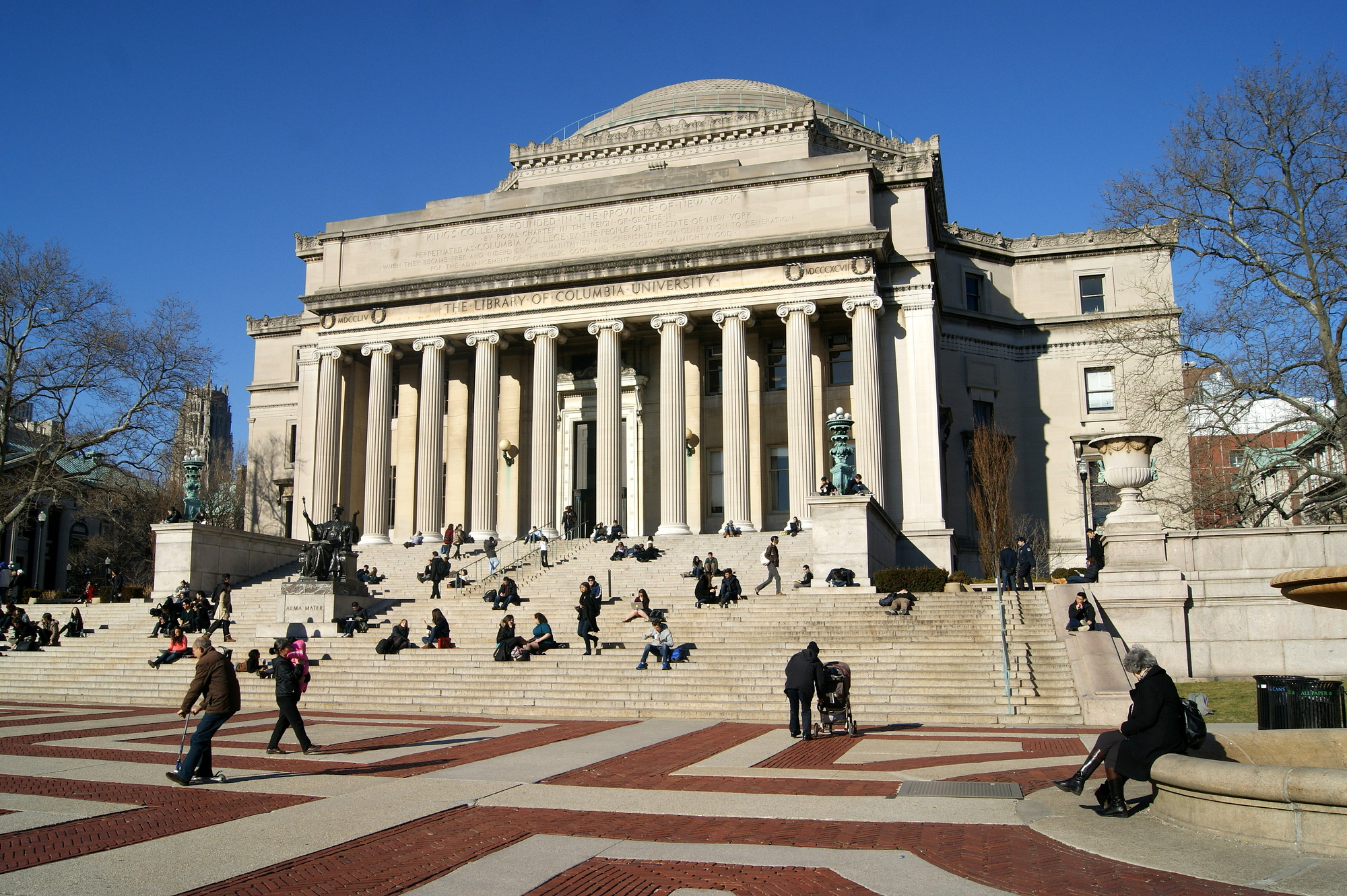 Photos of the most expensive colleges in the world
