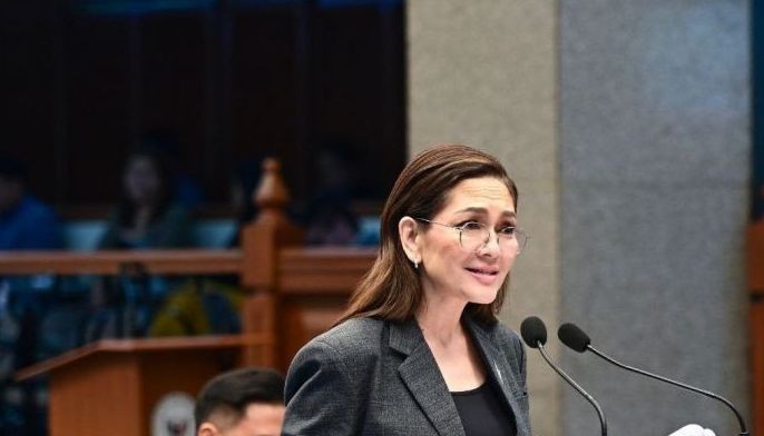 12 senators sign panel report on anti-dynasty bill
