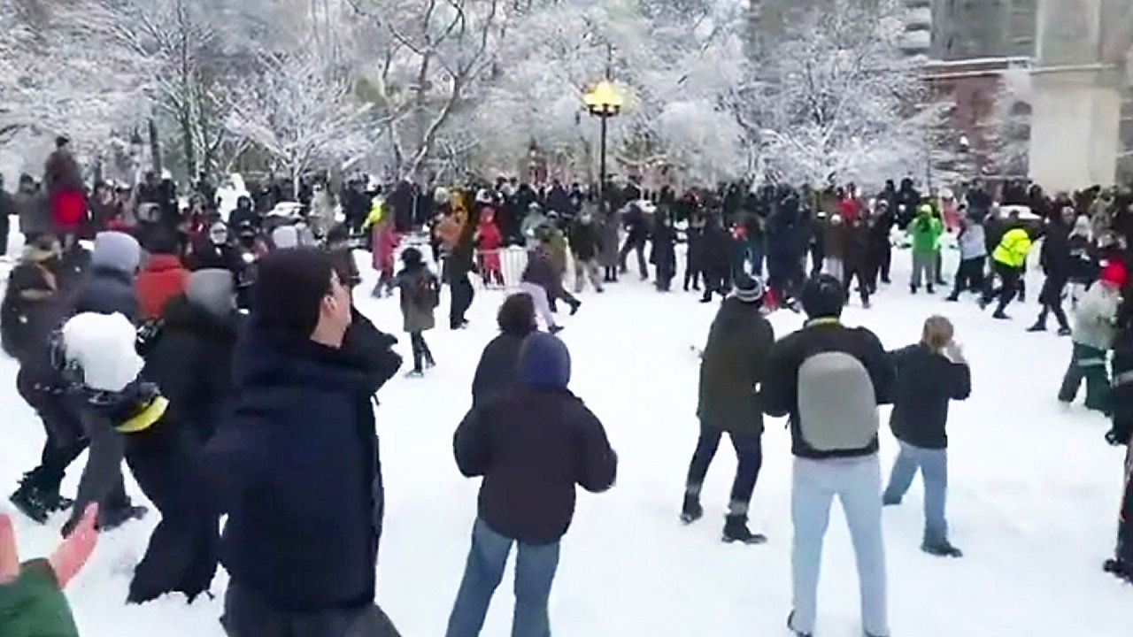 Massive snowball fight breaks out in New York
