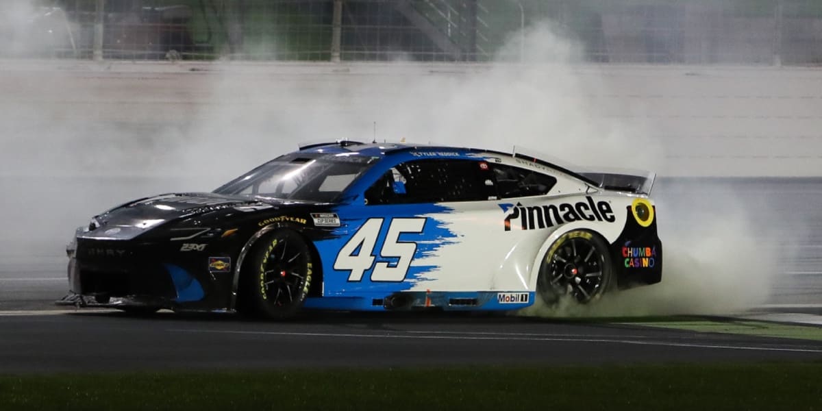 Kevin Harvick reacts to Tyler Reddick winning at Atlanta despite ...
