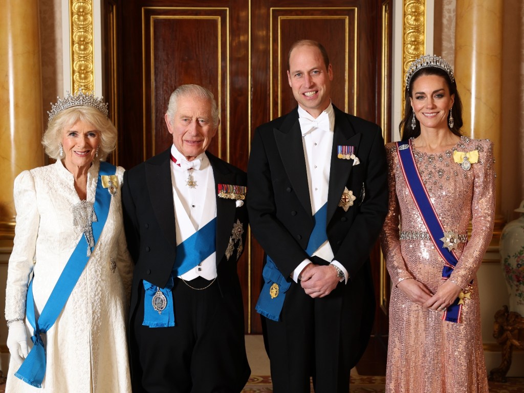 The royal family is under mounting pressure to 'save' the monarchy with ...