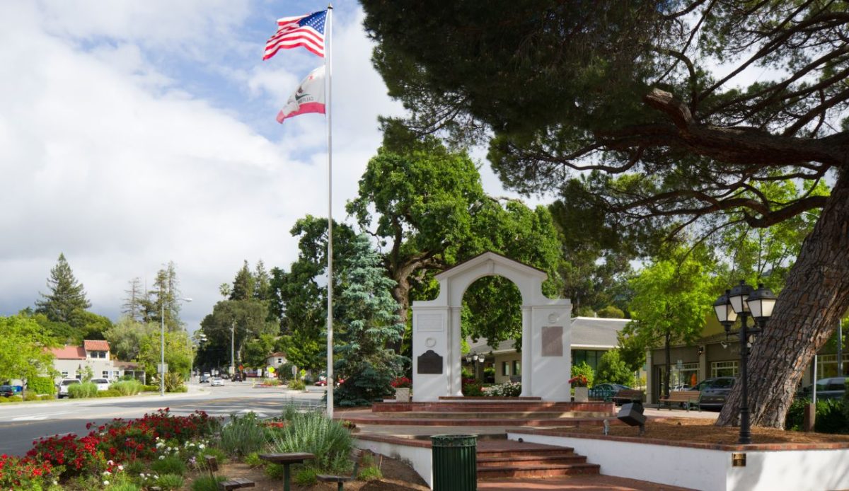 12 US towns cracking down on short-term vacation rentals