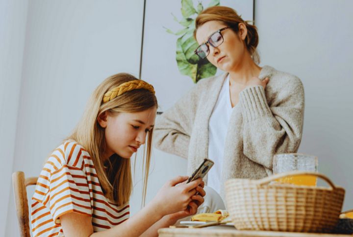 10 subtle red flags of bad parenting according to teachers