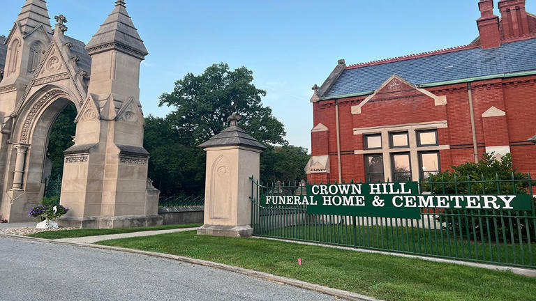 Crown Hill Cemetery to host speaker series on high-profile burials