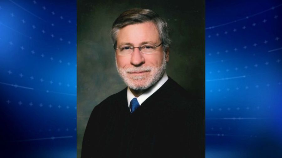 Michigan judge takes plea deal in super drunk case