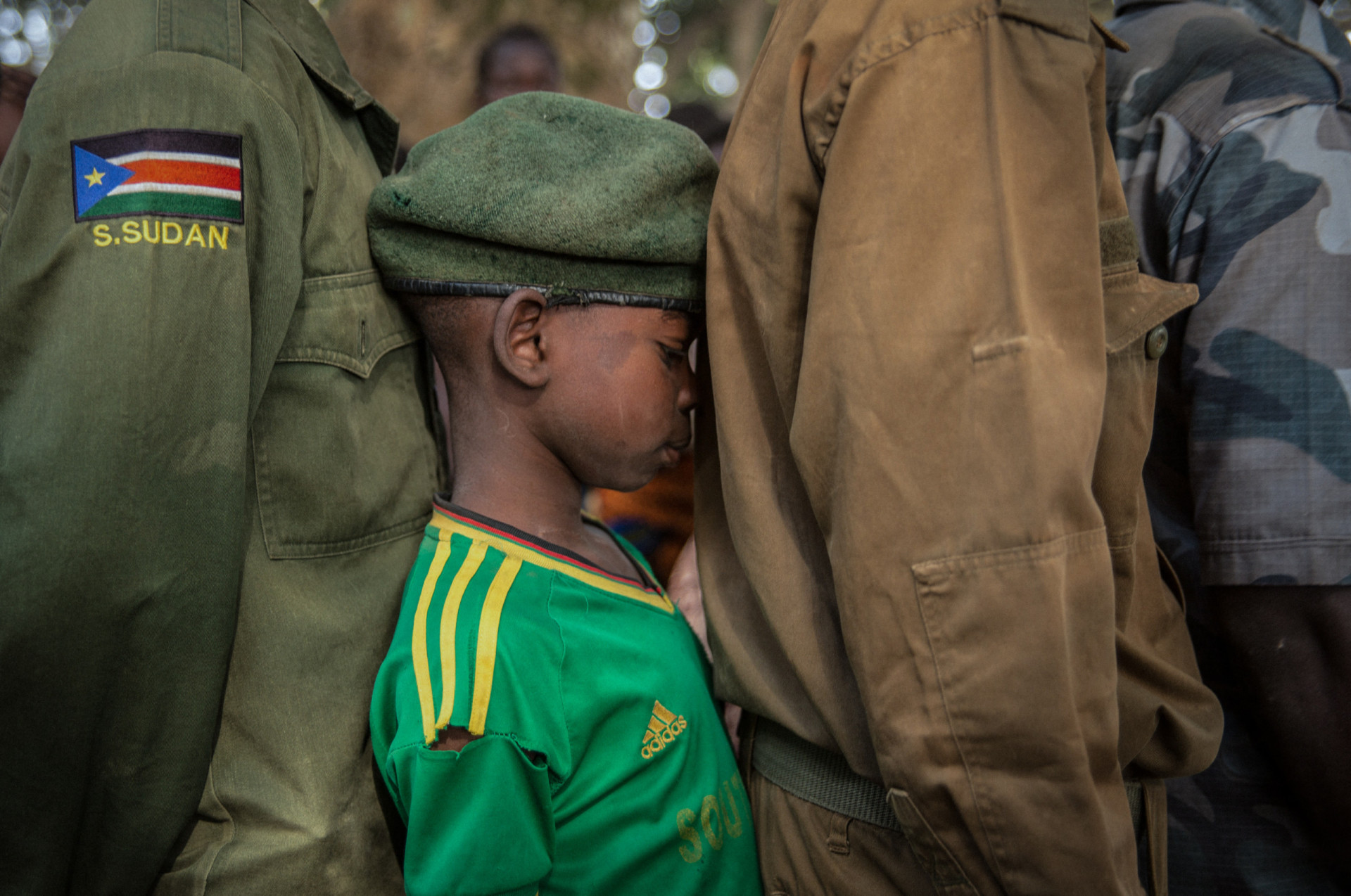 Over 250,000 children worldwide forced to fight in wars