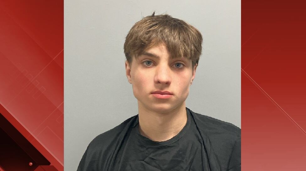 18-year-old charged after 110 mph motorcycle chase