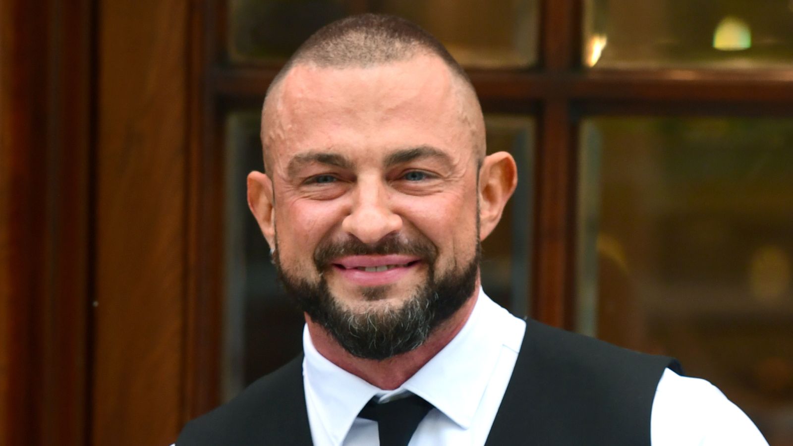 Strictly star found dead in hotel room left note saying being dropped ...