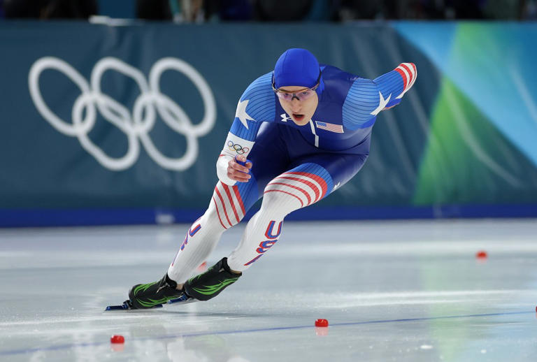 US speed skating phenom Jordan Stolz sets Olympic record to win gold in ...
