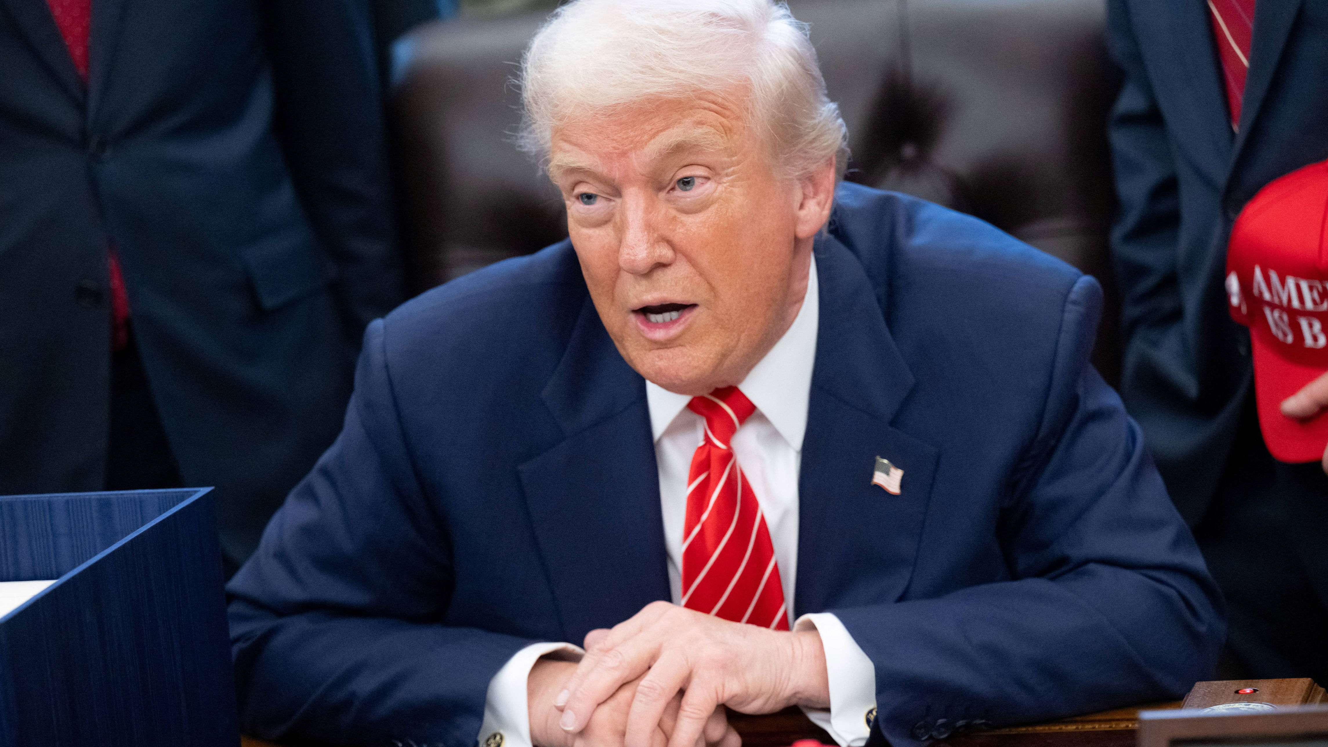 Top pollster to stop tracking Trump’s awful approval rating