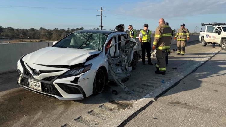 Beaumont woman injured in multi-vehicle crash on I-10 near FM 1442