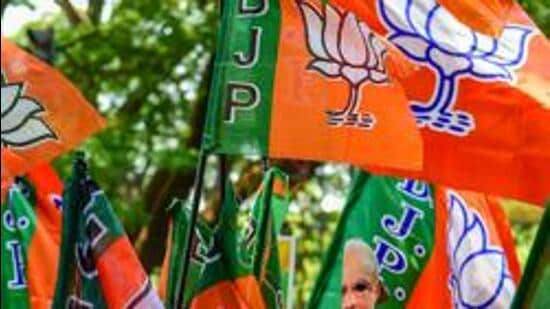 Solapur guardian minister claims conspiracy to kill BJP leader & former ...