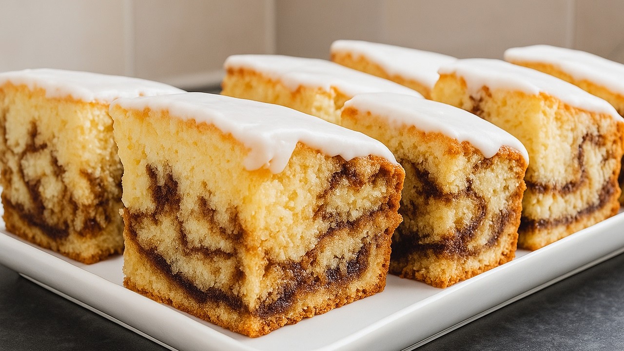 Moist and fluffy cinnamon cake with warm flavor