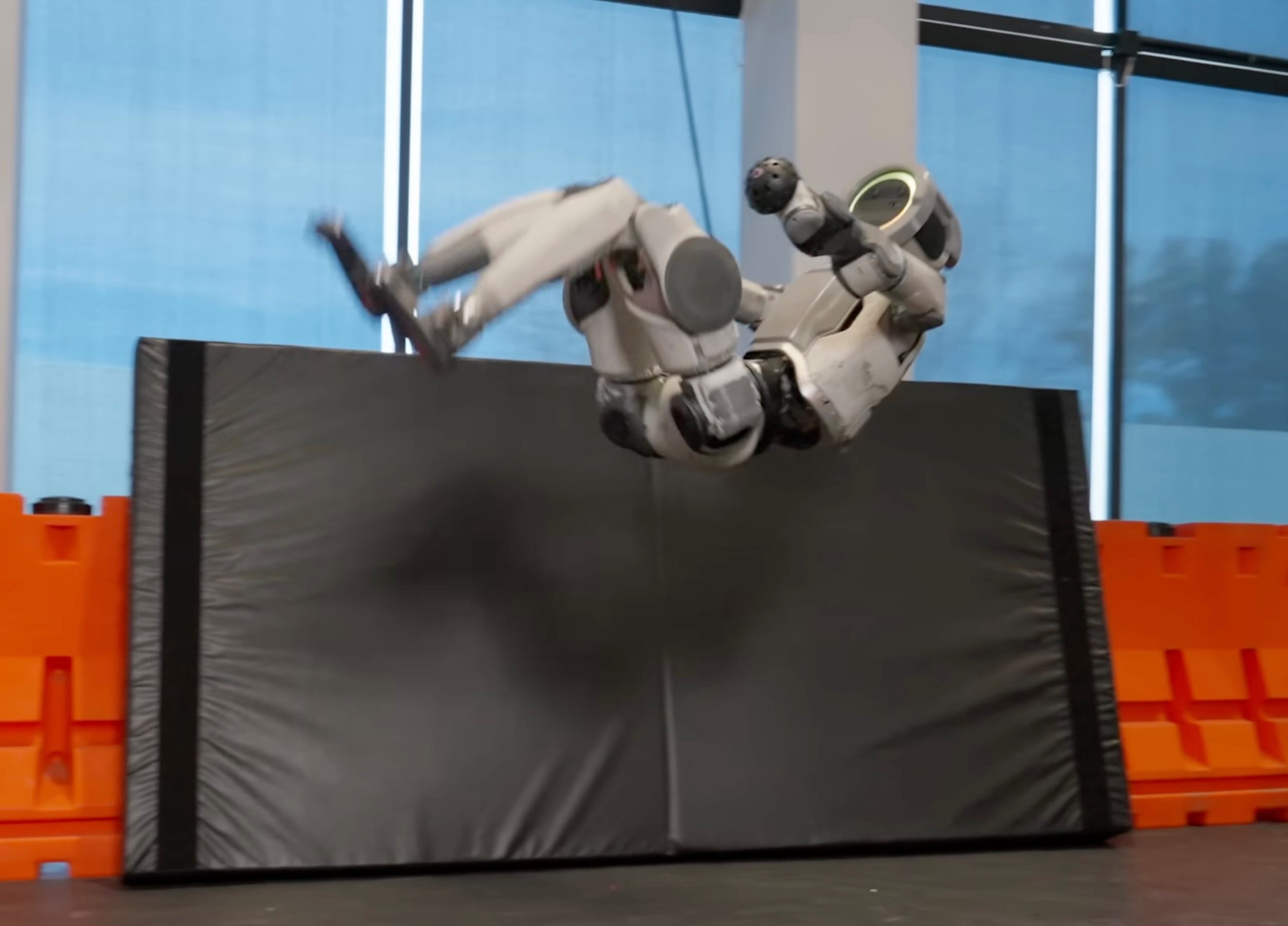 Watch the Atlas robot’s bloopers before it finally nails a challenging move