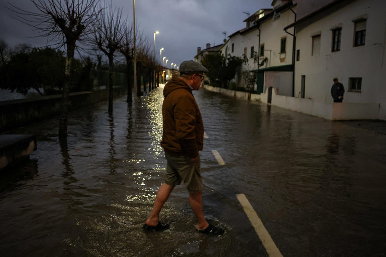 Massive flooding in Portugal destroys key highway, forces 3,000 ...