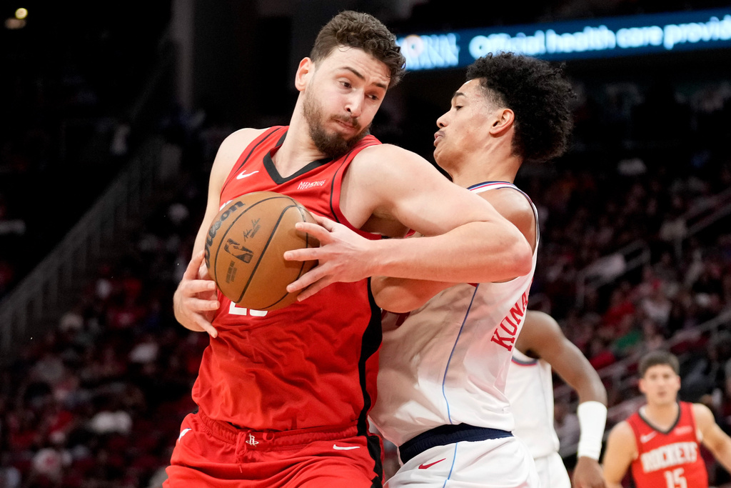 Leonard's three-point play in final seconds lifts Clippers to a 105-102 ...