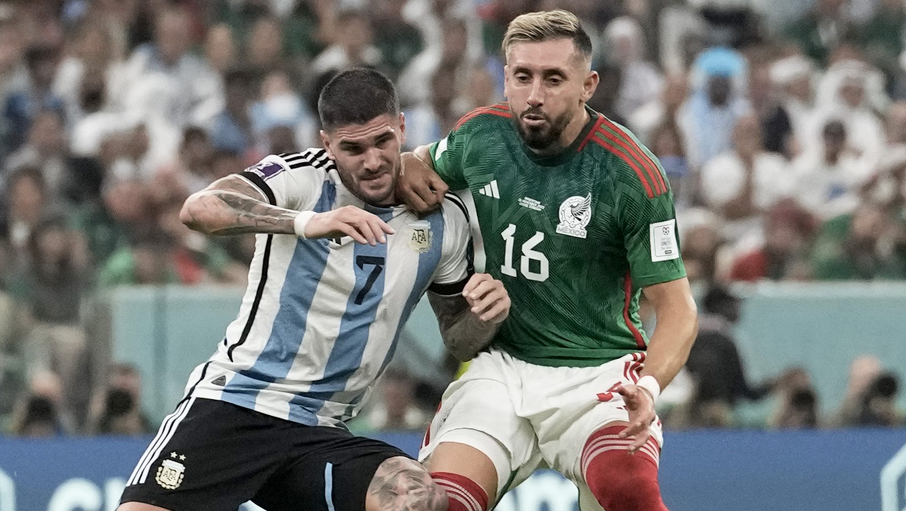 Héctor Herrera le cierra las puertas de El Tri a Álvaro Fidalgo