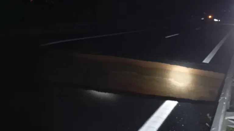Ruiu parte da A1 em Coimbra onde rebentou o dique