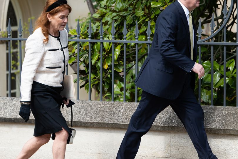 Sarah Ferguson 'chucked heels and chased reporter' after train wreck ...