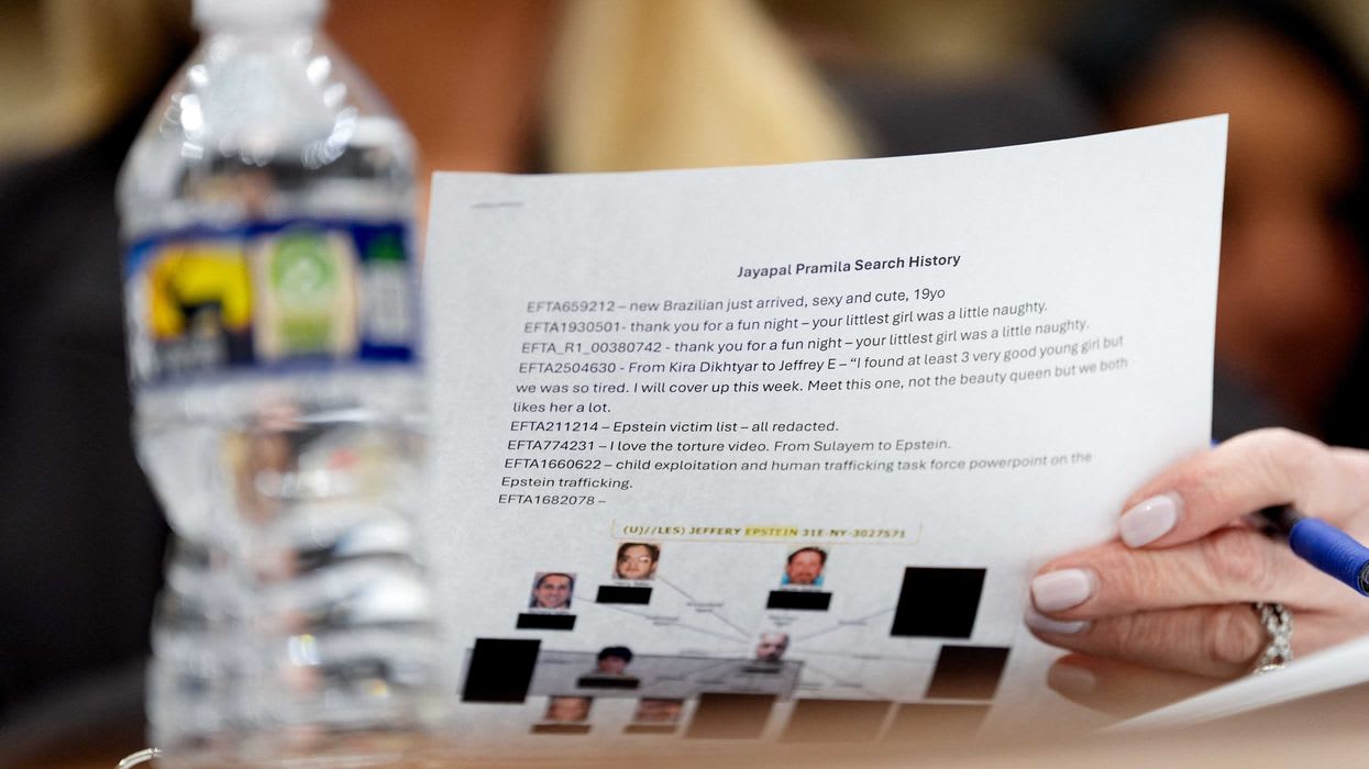Firestorm as photographer snaps Pam Bondi's burn book