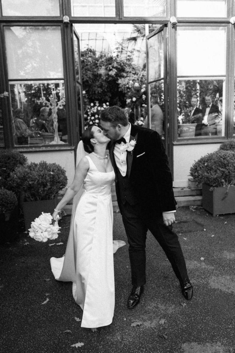 A romantic, personal and Swiftie soundtracked Kilshane House wedding ...