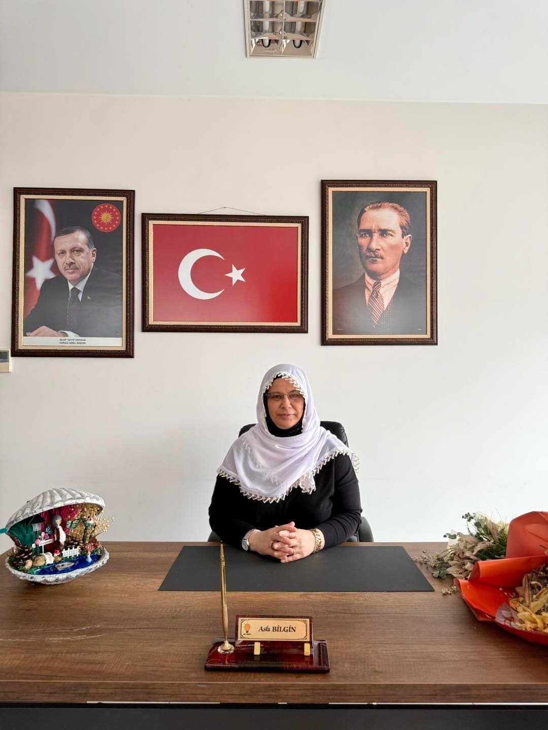 AK Partili kadınlardan Başkan Zeynep Güneş’e şalvarlı destek