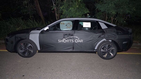 A mini-Cadillac is coming: How Hyundai’s new 2027 Elantra is trading ...