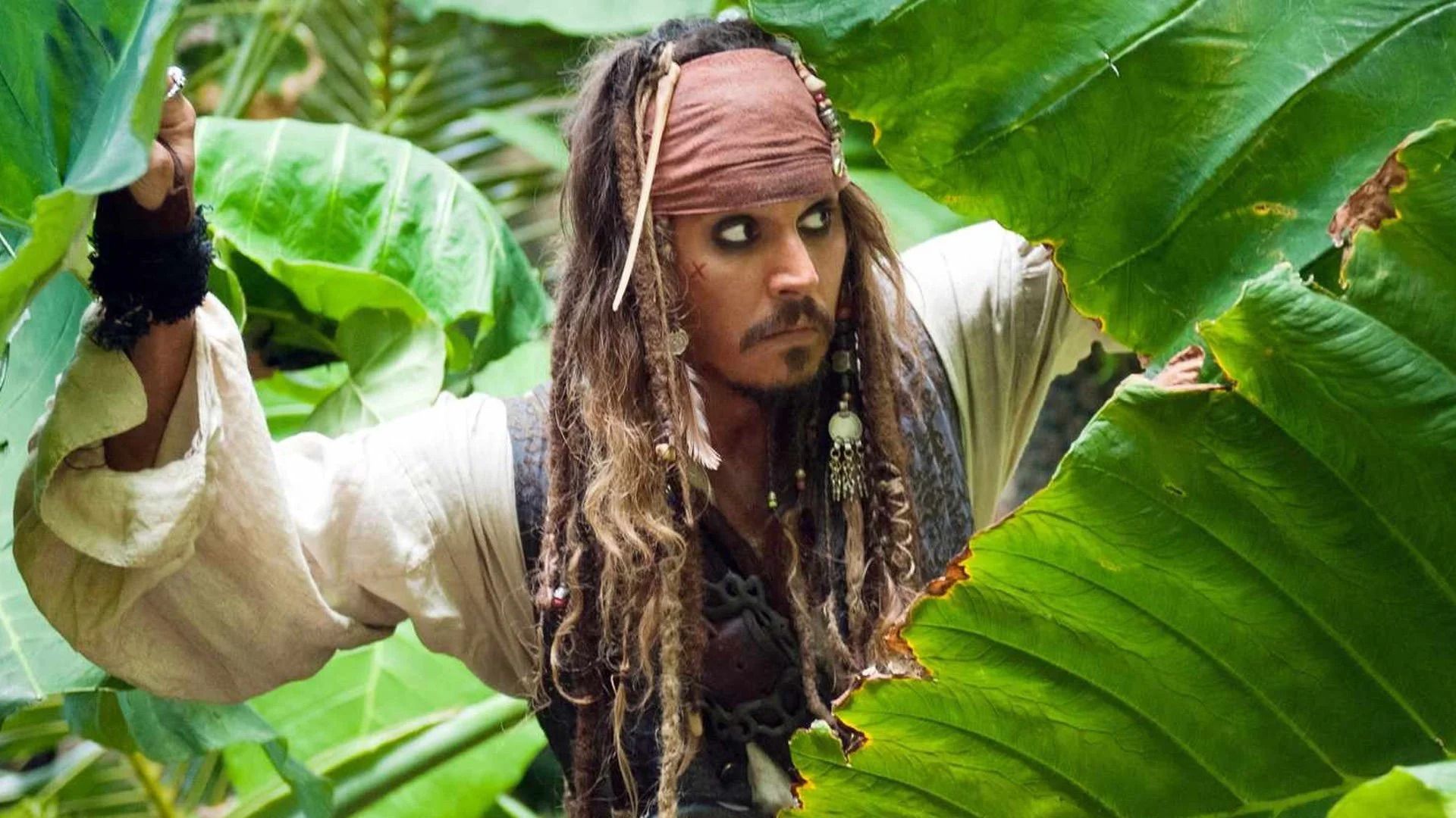 Iconic POTC-inspired video game series Sea of Thieves finally getting ...