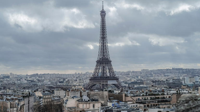 Scientists say world is about to shatter Paris’ 1.5°C limit and hit no ...