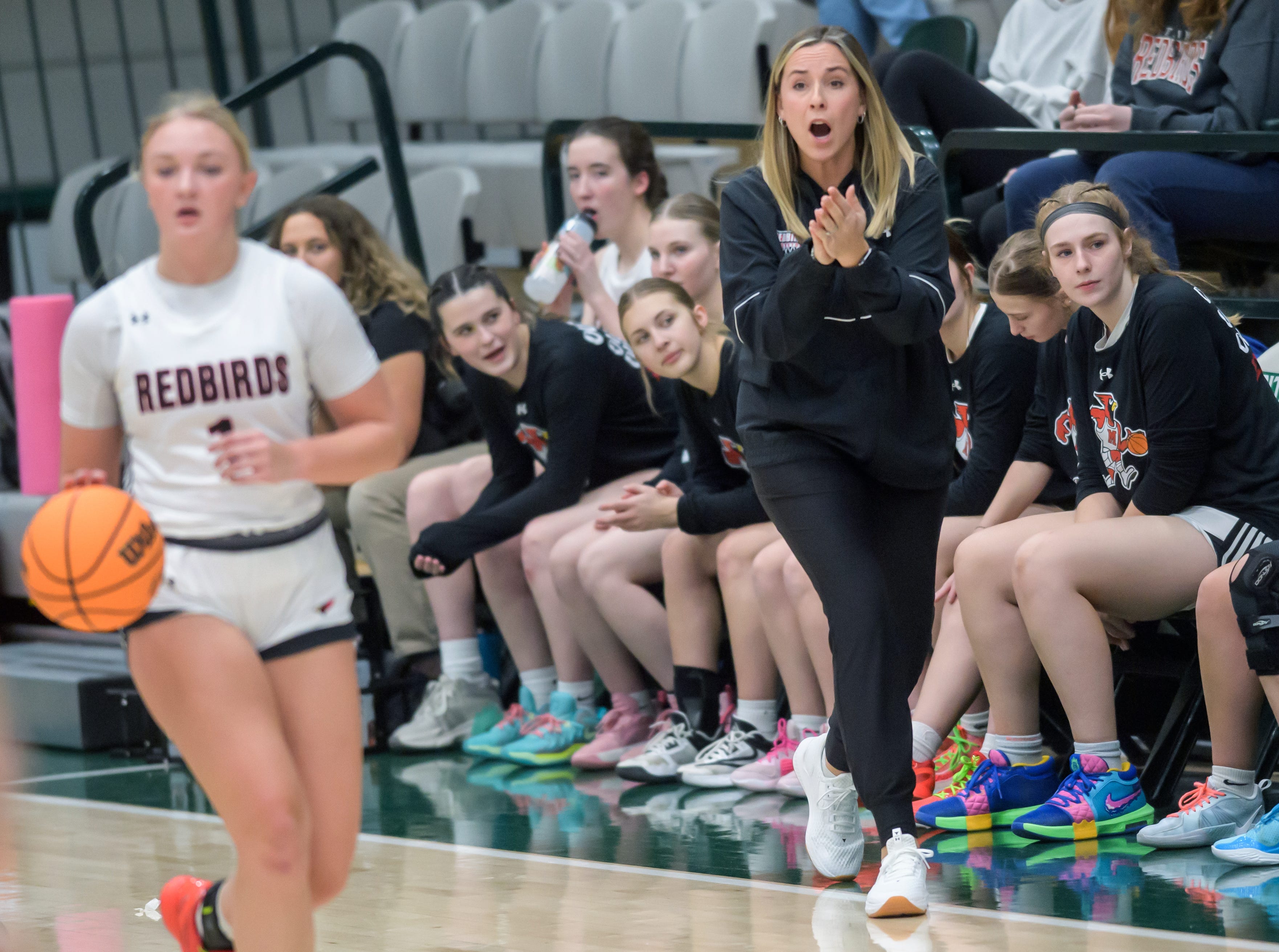 Midland's Xavier Warren voted 2026 Peoria-area girls basketball coach ...