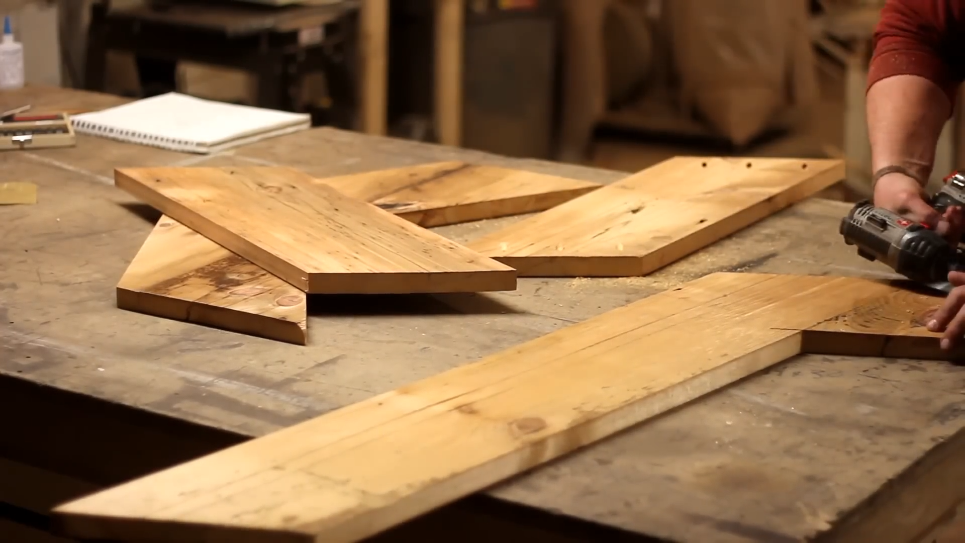 Make a handmade sign from reclaimed wood