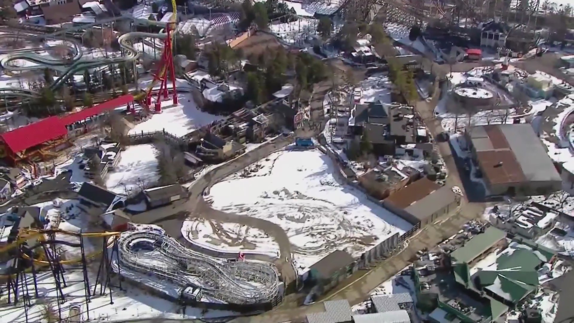 Six Flags Great America removes rides and clears Camp Cartoon family ...