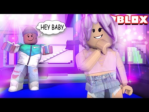 Watch how to master the ultimate Roblox club scene and hit the dance floor