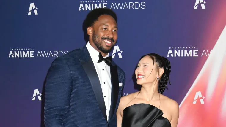 Myles Garrett sends clear message on relationship status with Chloe Kim