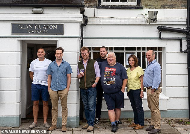 Pub saved by Hollywood star Matthew Rhys fails to draw in a single ...