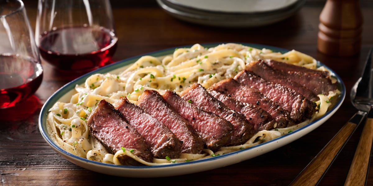 Say "I love you" with Ree Drummond's creamy steak fettuccine Alfredo
