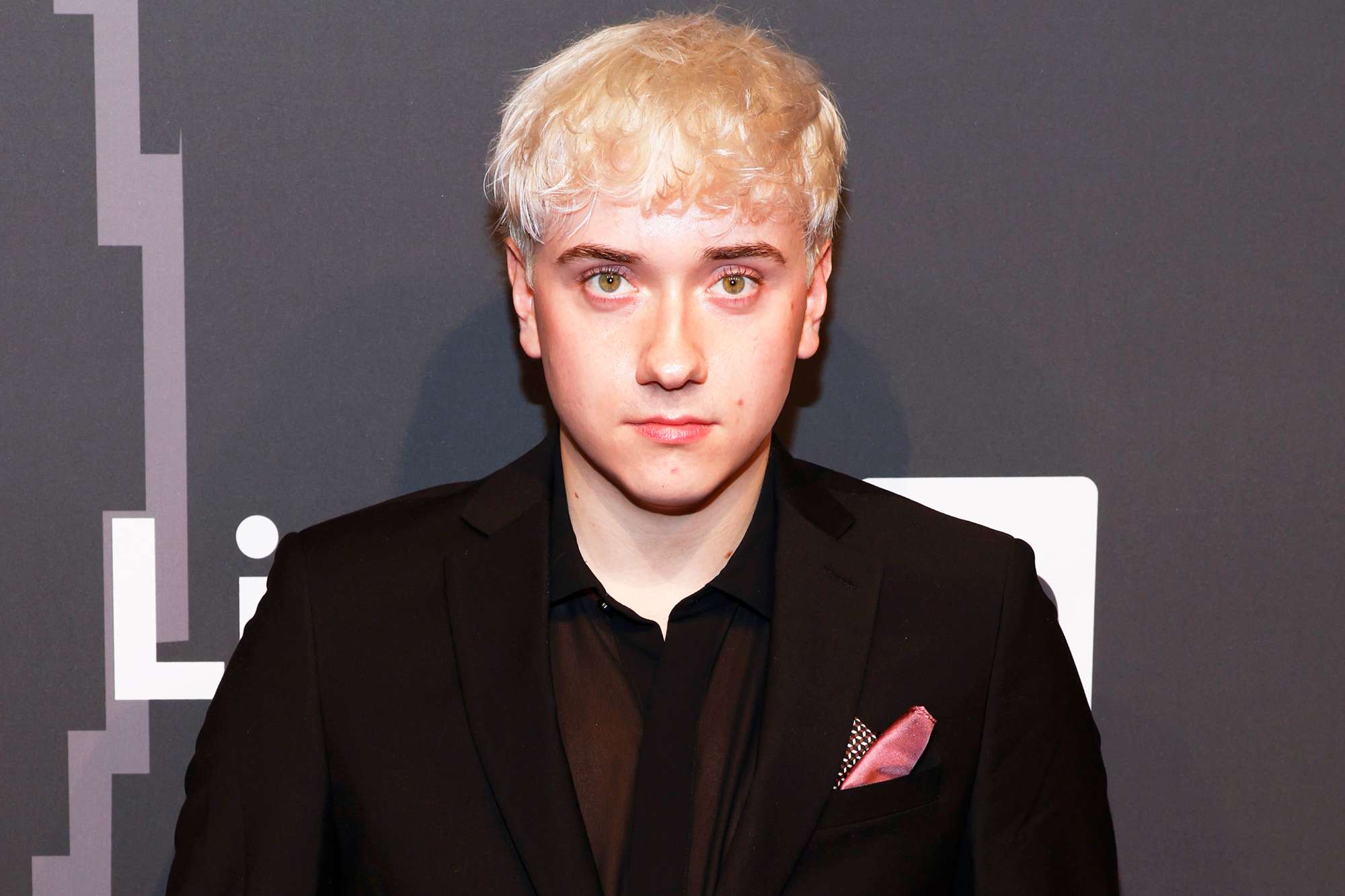 Viral 'Cucumber Guy' Logan Moffitt apologizes after facing backlash for ...