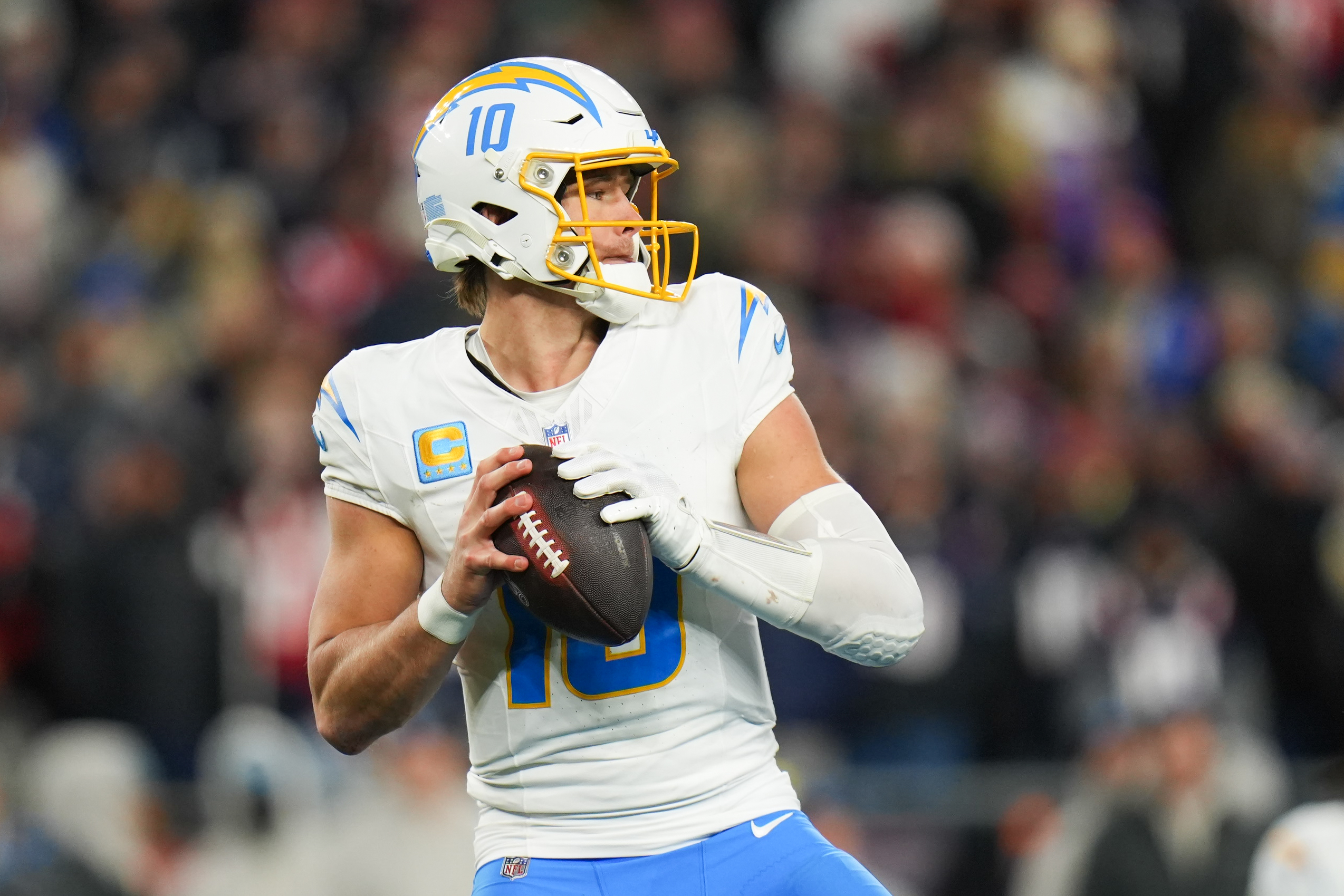 Ranking the top 10 best quarterbacks of 2025