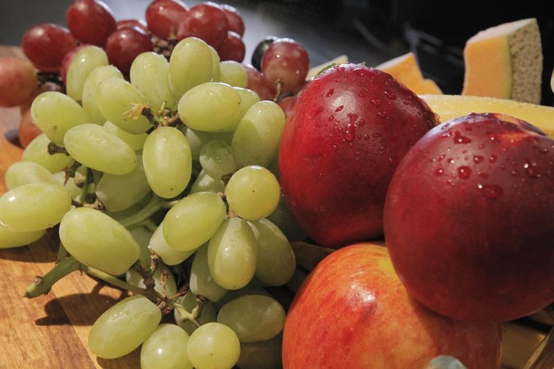 5 fruits and 5 vegetables commonly suggested for kidney health
