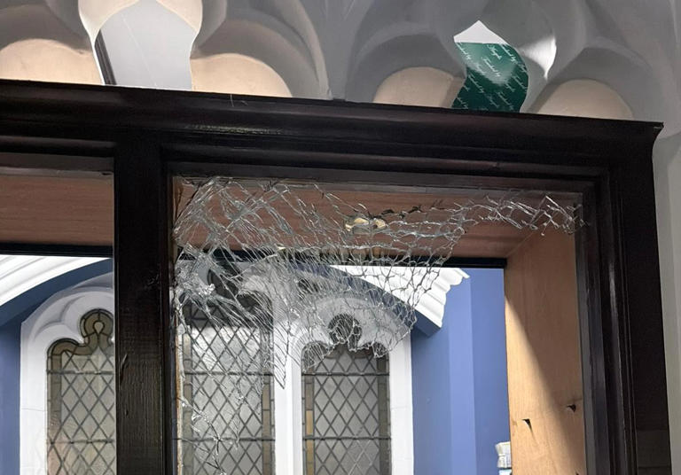 Glasgow church 'devastated' after vandal smashes up gift shop causing £ ...
