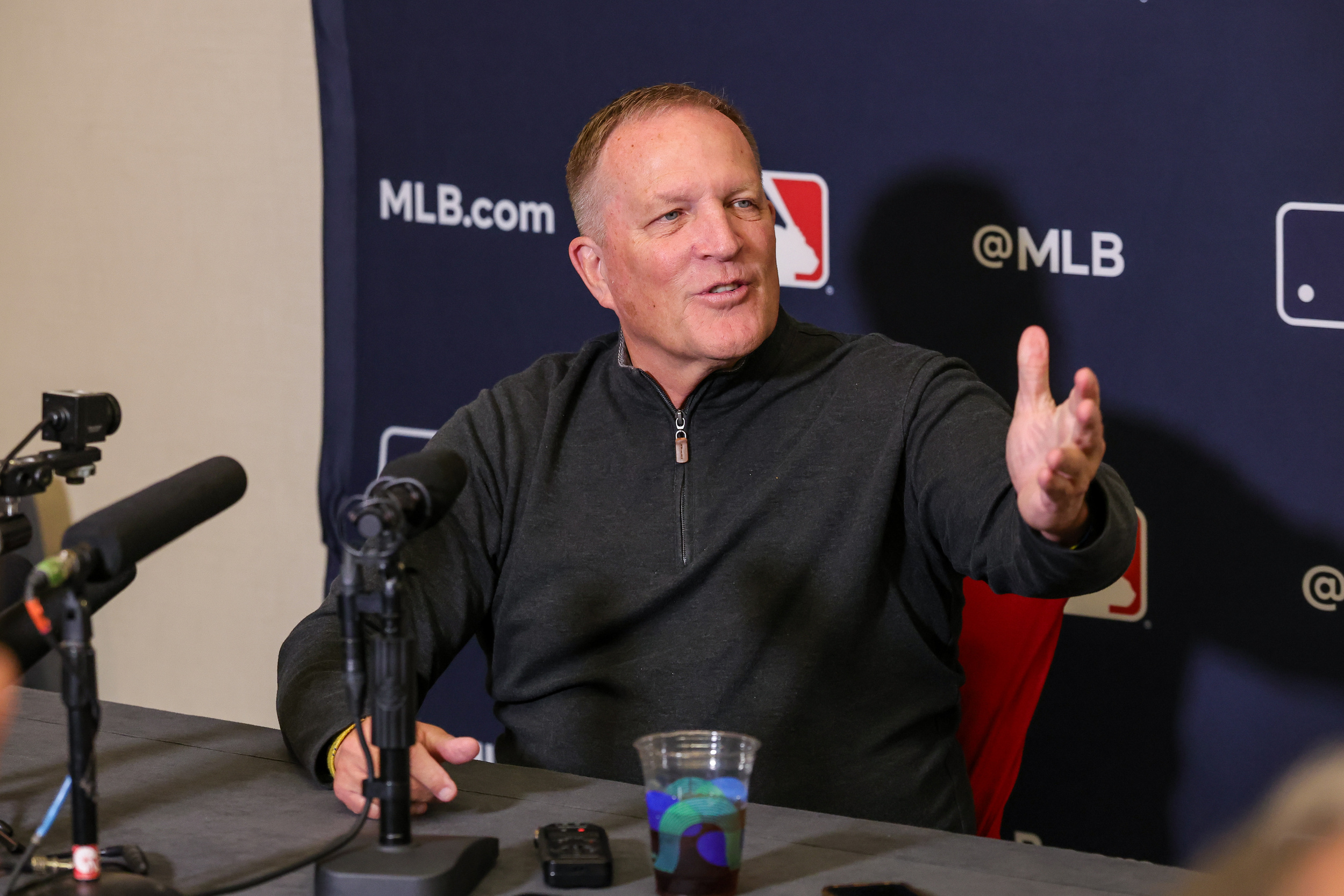 Milwaukee Brewers: Pat Murphy reveals stance on Joey Ortiz moving back ...