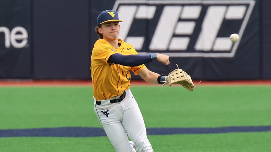 WVU's Gavin Kelly is regarded as a top 10 MLB prospect in 2027 draft class