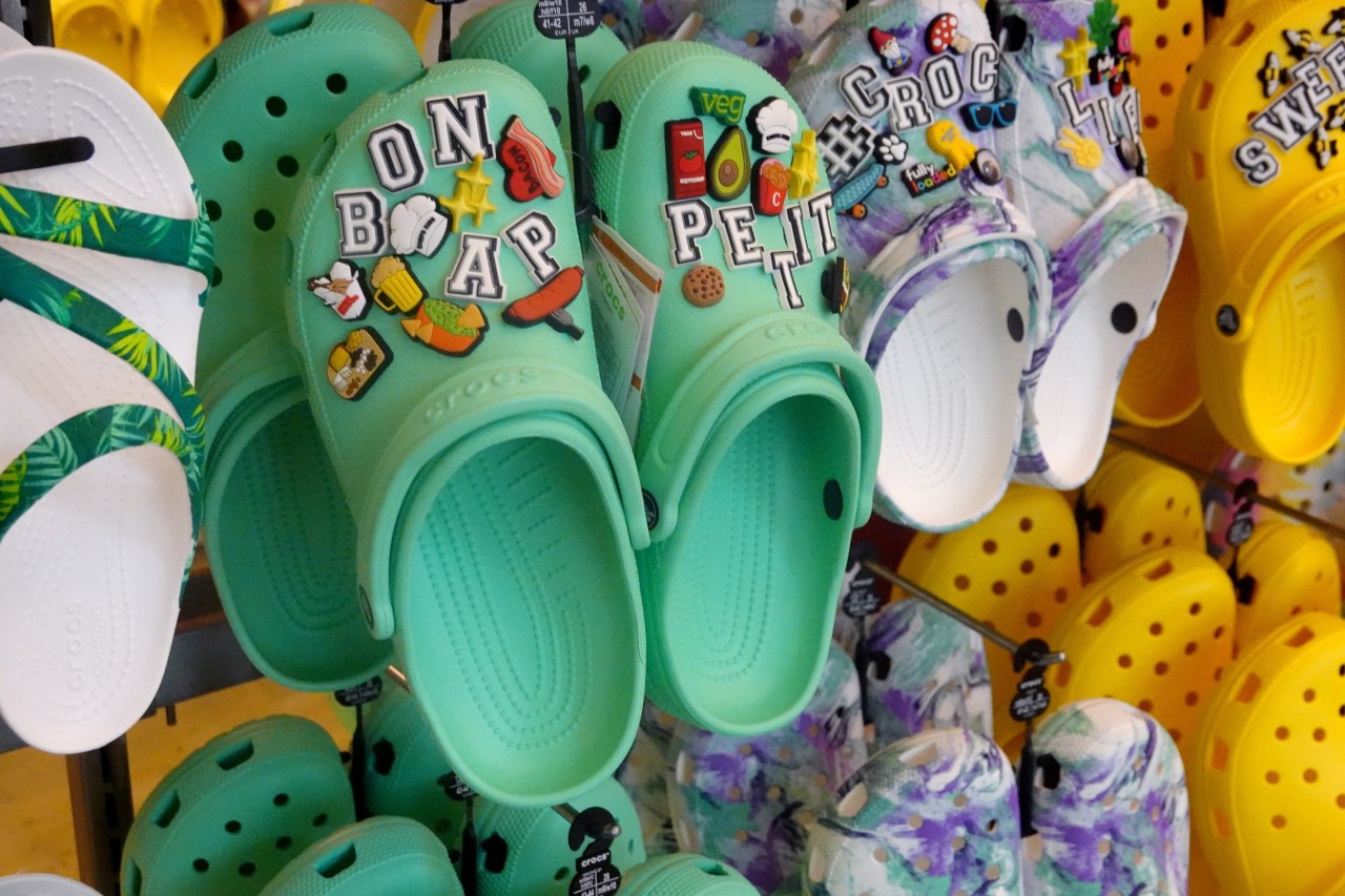 Crocs posts better-than-expected holiday season as new products gain ...