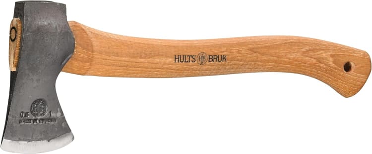10 hatchets that will survive the wild