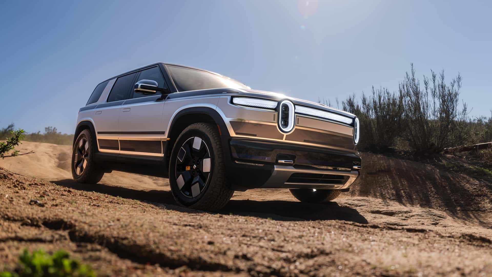 The Rivian R2’s EPA numbers are in, and it beats the Model Y where it ...
