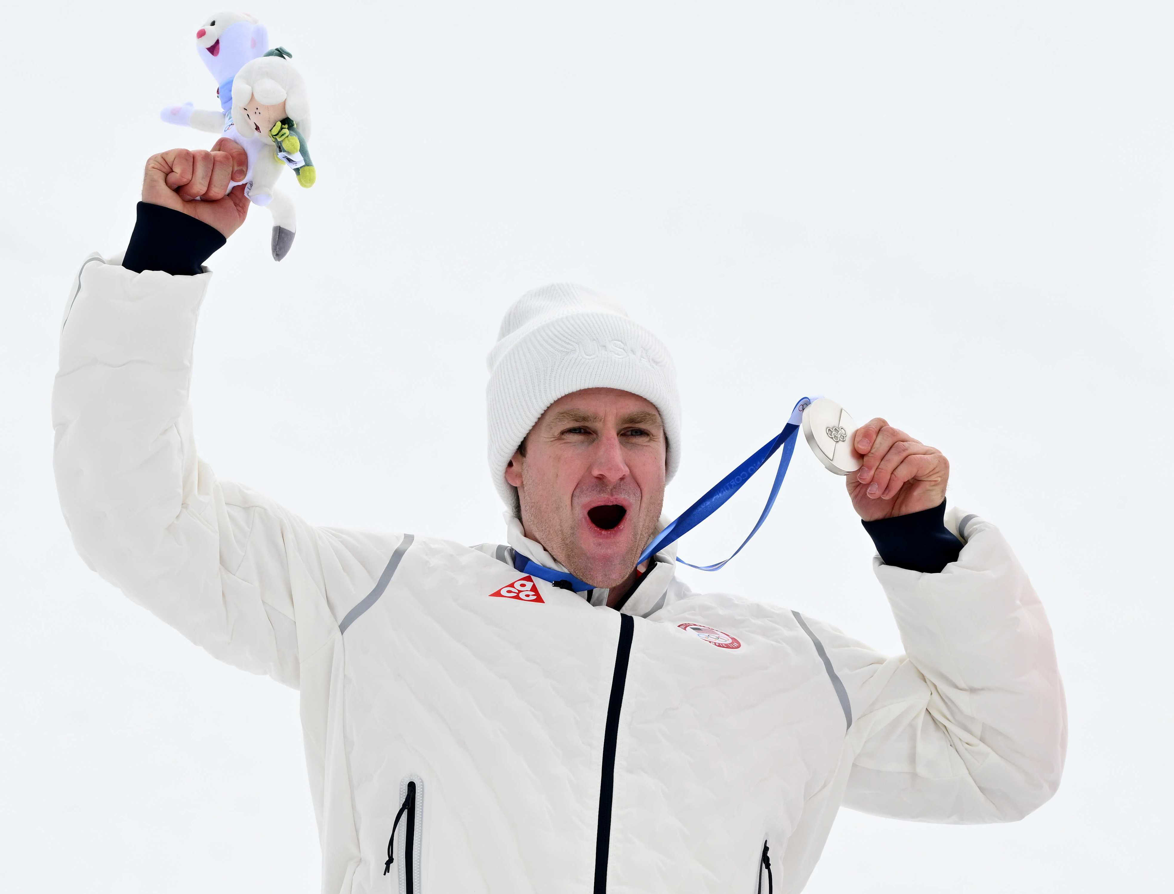Vermont's Ryan Cochran-Siegle gets food poisoning, still makes the ...