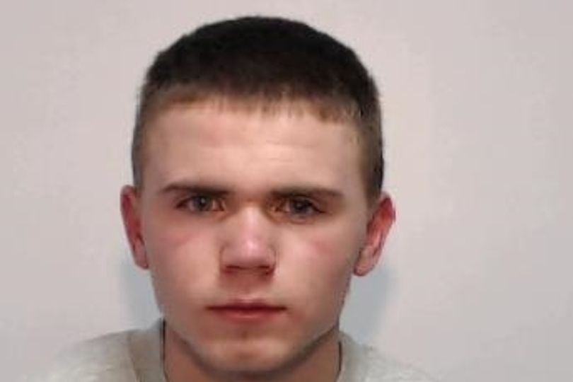 'Immature' prison officer jailed for FaceTime calls with murder inmate