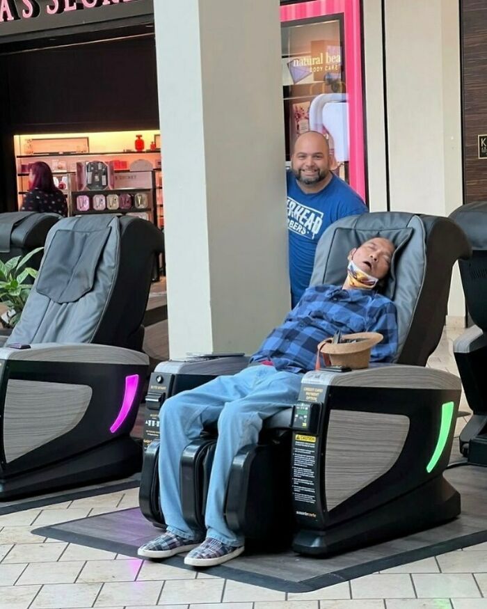 29 times people spotted men having a miserable time while shopping and ...