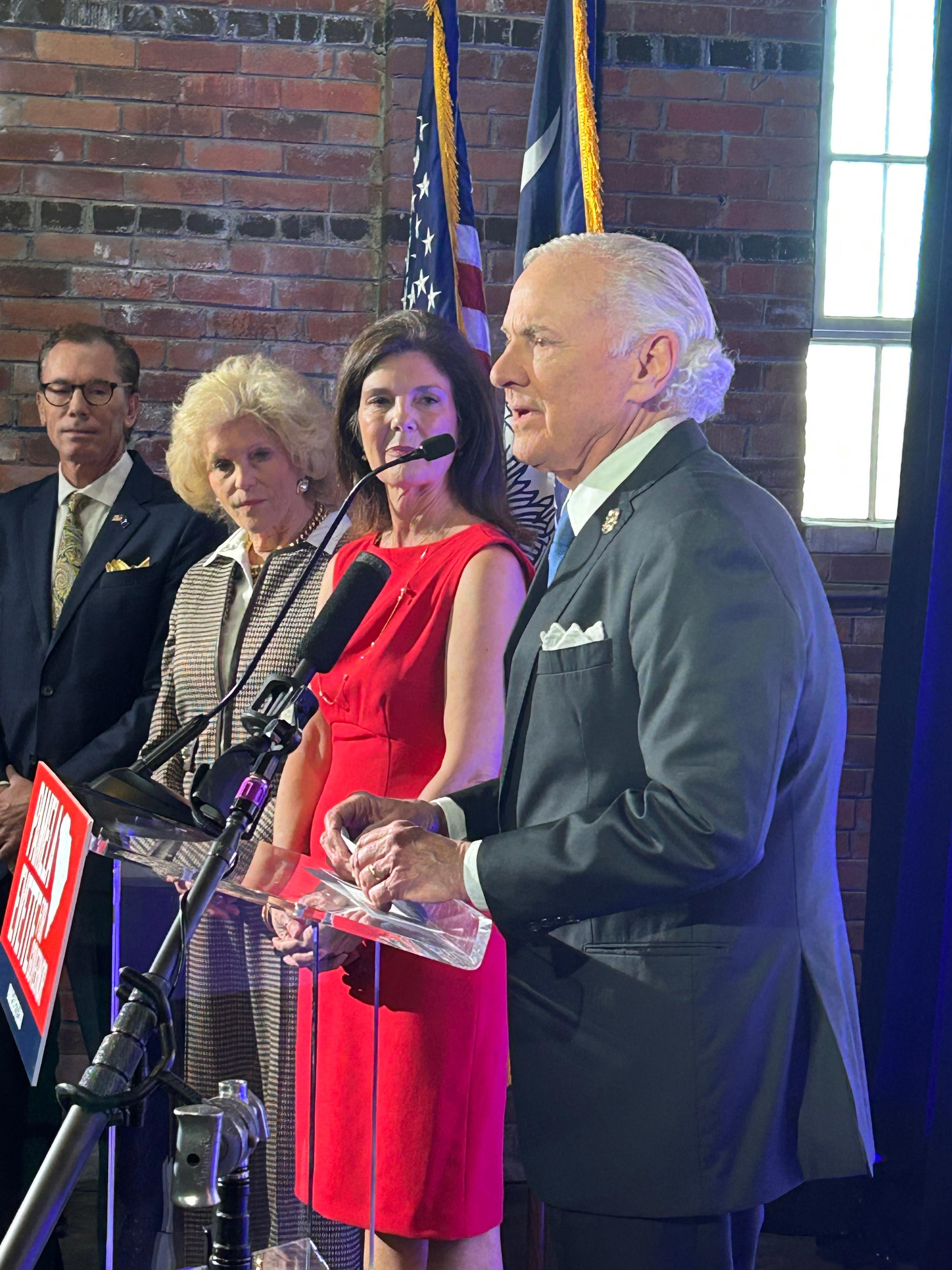 South Carolina Gov. Henry McMaster endorses Pamela Evette for governor